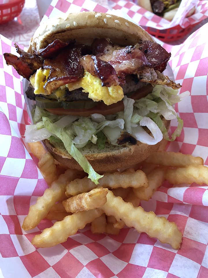Triangle Drive In: Good Times. Better Burgers. | Clovis Roundup