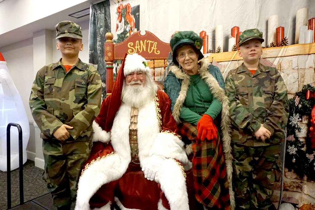 Clovis Comes Together to Give Back This Season | Clovis Roundup