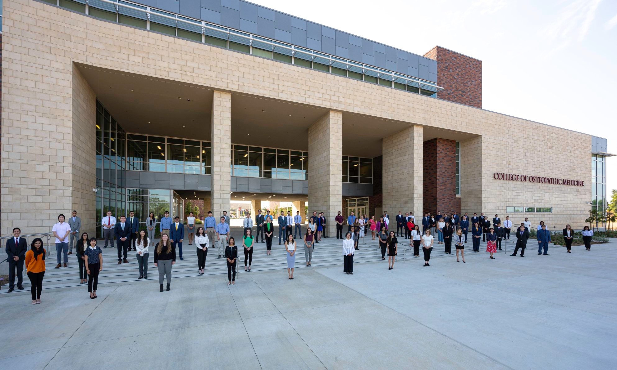 CHSU Welcomes Inaugural Class of Osteopathic Medicine | Clovis Roundup