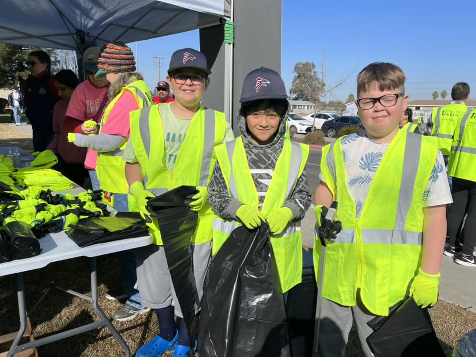 Fancher Creek Participates in “Show Your Love” Event | Clovis Roundup