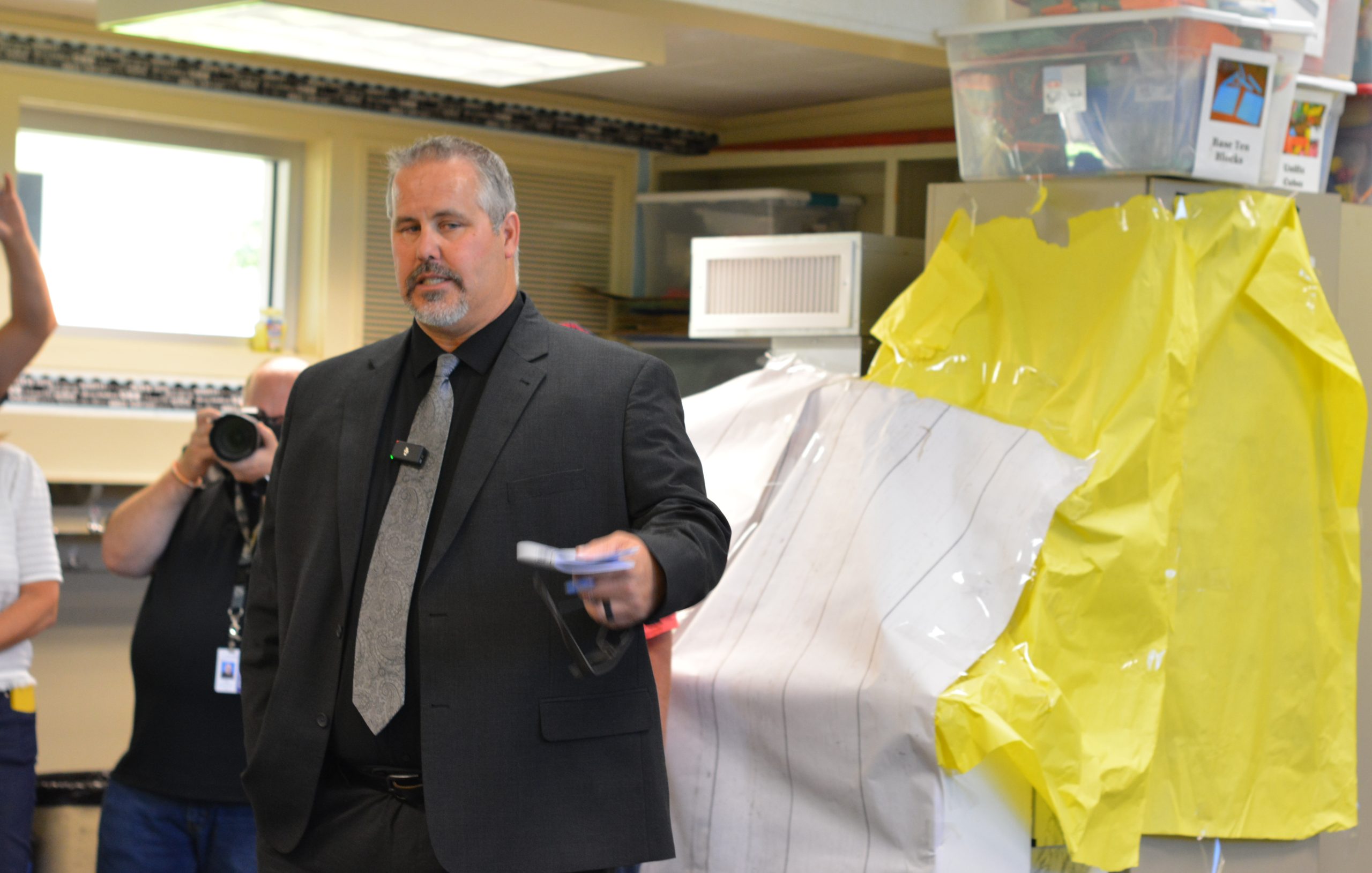 Clovis Unified School Board votes to place $400 million bond measure on ...